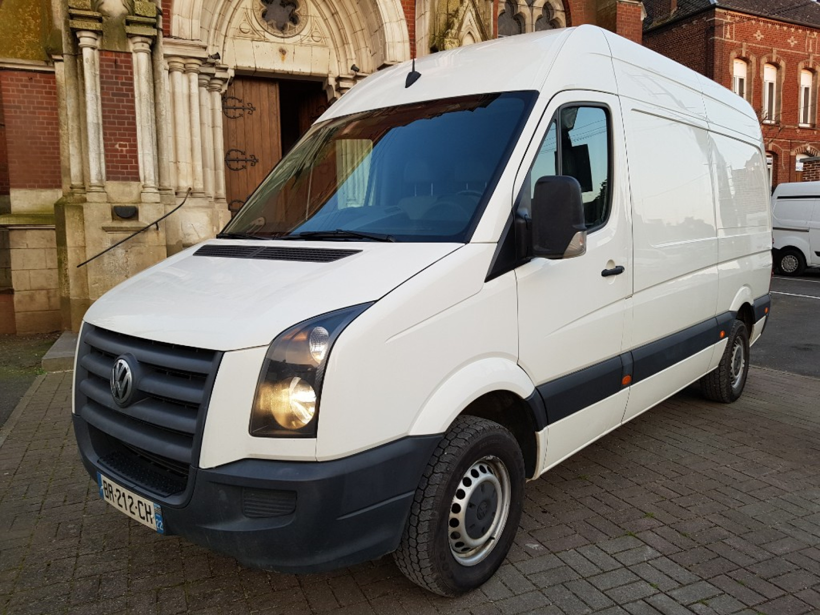 VOLKSWAGEN CRAFTER FOURGON SURELEVE 35 4325 2.5 TDI 136 | LEDUC GEORGES ...